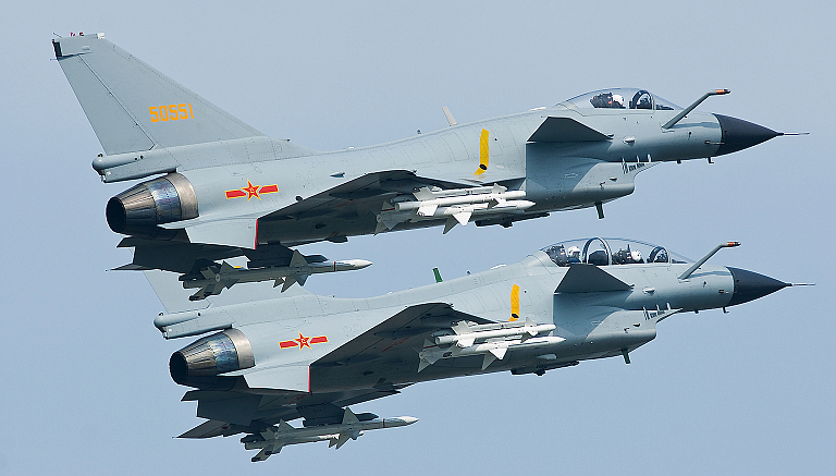 [J-10] J-10 Vigorous Dragon Multi-Role Tactical Fighter – WAUTOM 中国汽车