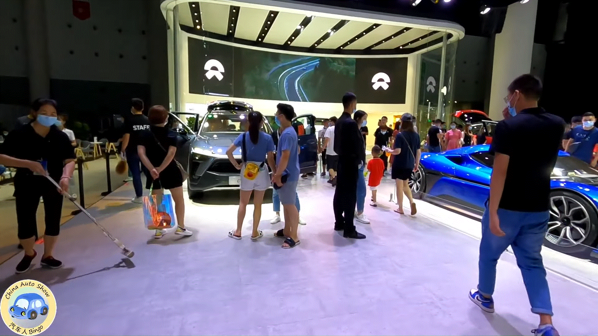 This is how Chinese auto show look like – WAUTOM 中国汽车